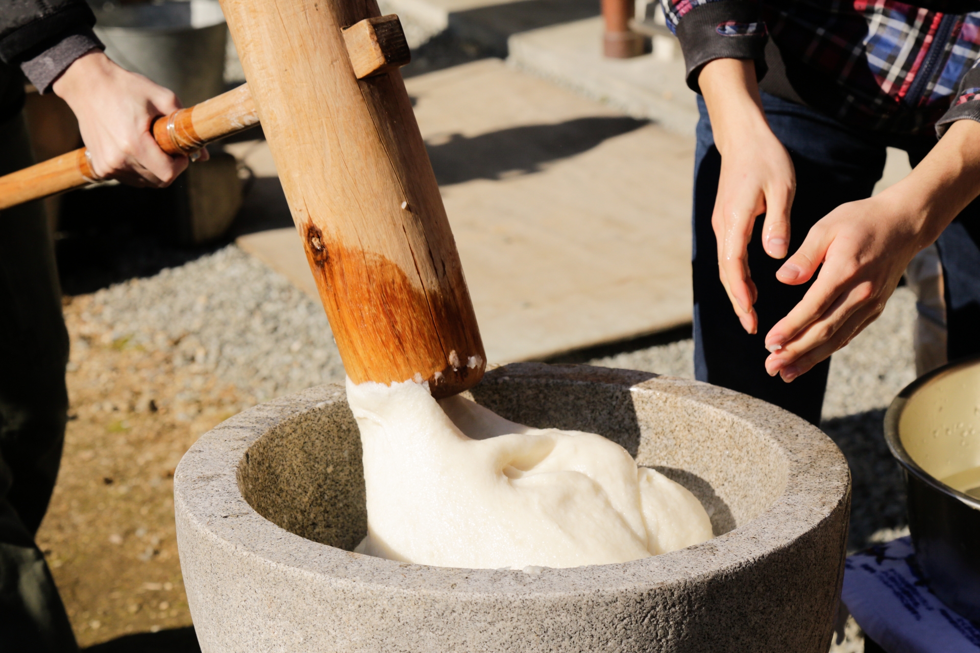 Pound & Taste Japan’s Festive Spirit | Hands-On Rice Cake Making in ...